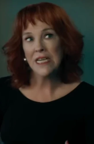Delia Deetz | Doblaje Wiki | Fandom
