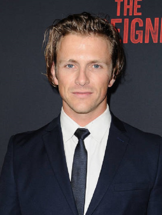 Charlie Bewley Doblaje Wiki Fandom