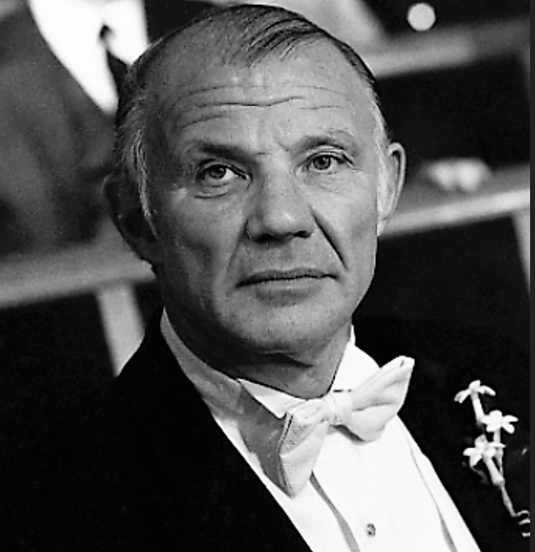 Michael Conrad | Doblaje Wiki | Fandom