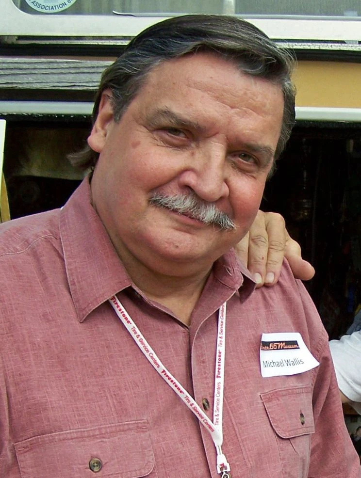 Michael Wallis | Doblaje Wiki | Fandom