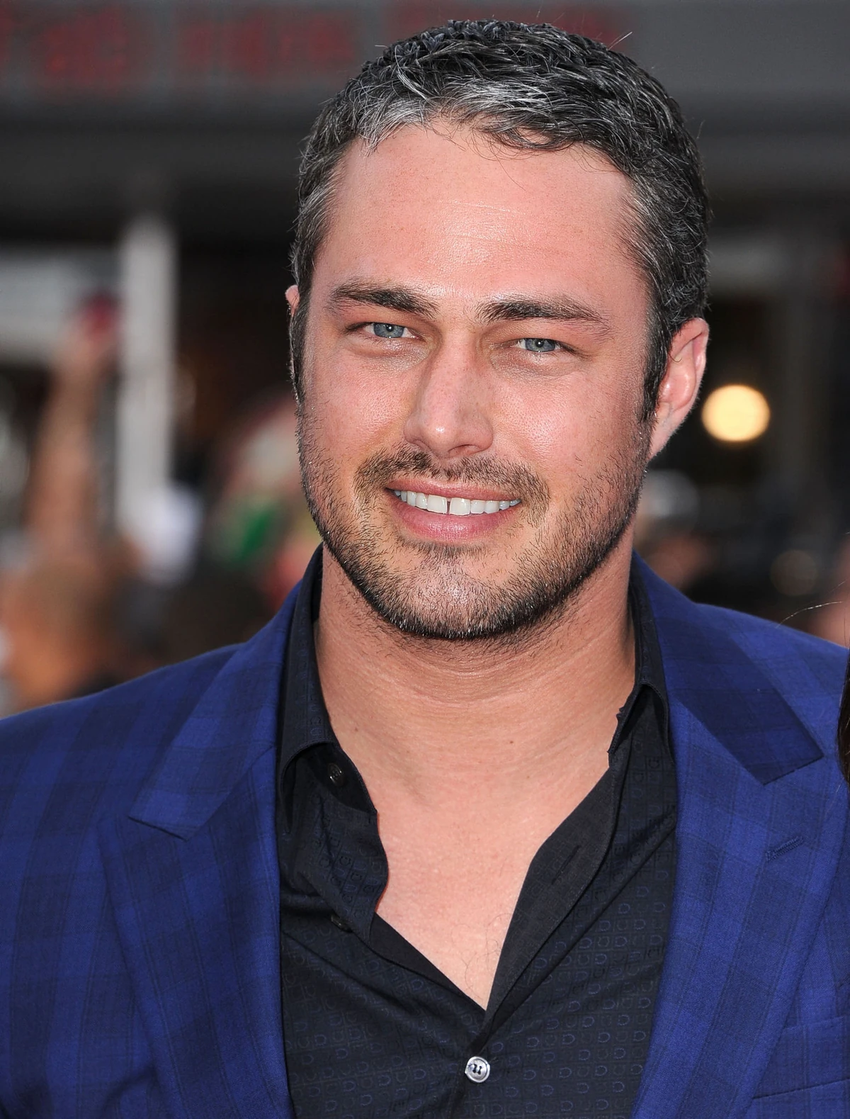 Taylor Kinney | Doblaje Wiki | Fandom