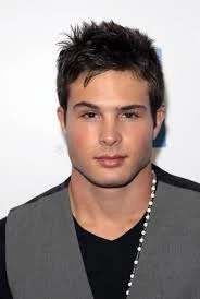 Cody Longo | Doblaje Wiki | Fandom