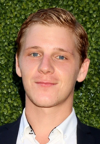 Daniel Webber | Doblaje Wiki | Fandom