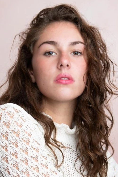 Eloise Webb | Doblaje Wiki | Fandom