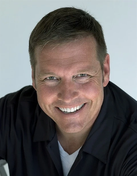 Skip Stellrecht | Doblaje Wiki | Fandom