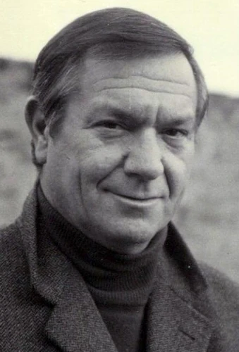 Michael Elphick | Doblaje Wiki | Fandom