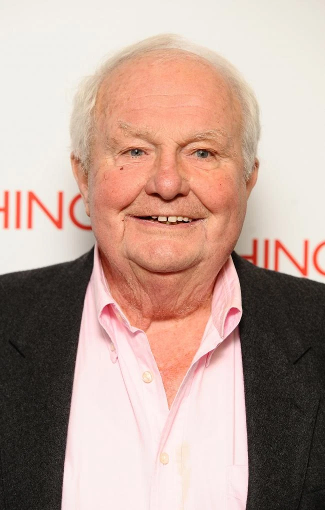 Shane Rimmer | Doblaje Wiki | Fandom