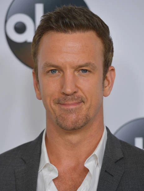 Josh Randall | Doblaje Wiki | Fandom