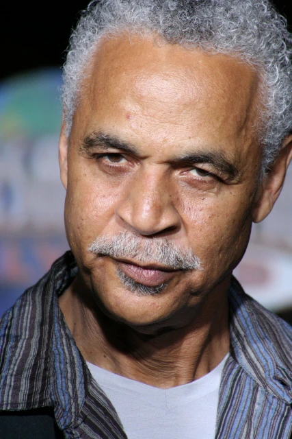 Ron Glass | Doblaje Wiki | Fandom