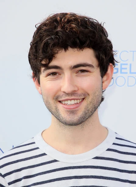 Ian Nelson | Doblaje Wiki | Fandom