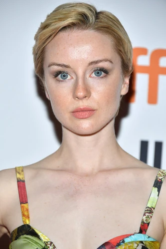 Kacey Rohl | Doblaje Wiki | Fandom