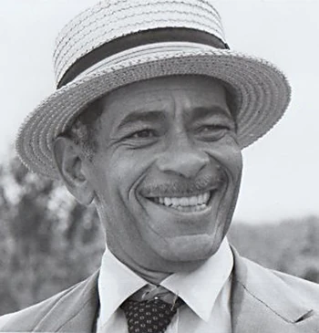 Adolph Caesar | Doblaje Wiki | Fandom