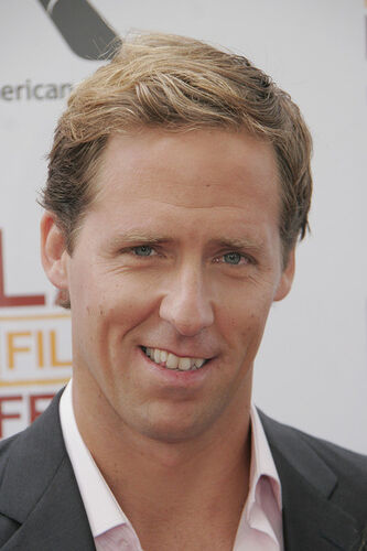 Nat Faxon | Doblaje Wiki | Fandom