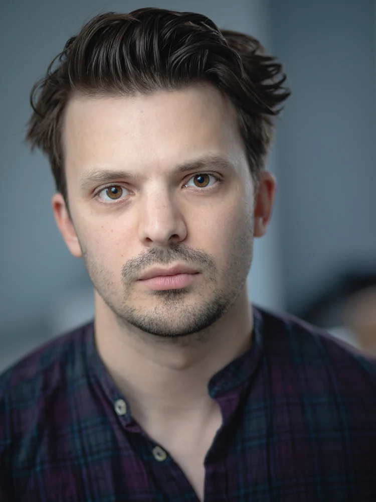 Richard Southgate | Doblaje Wiki | Fandom