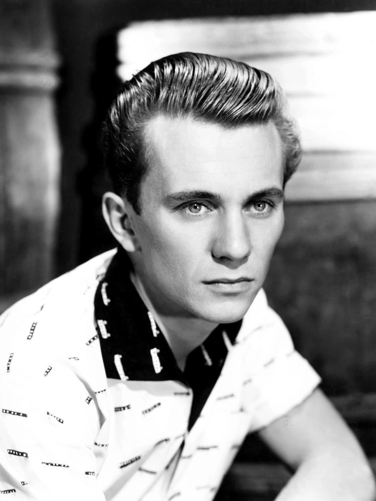 Robert Ivers | Doblaje Wiki | Fandom