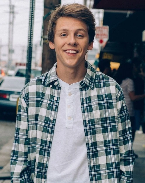 Jacob Bertrand | Doblaje Wiki | Fandom