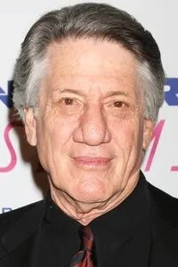Stephen Macht | Doblaje Wiki | Fandom