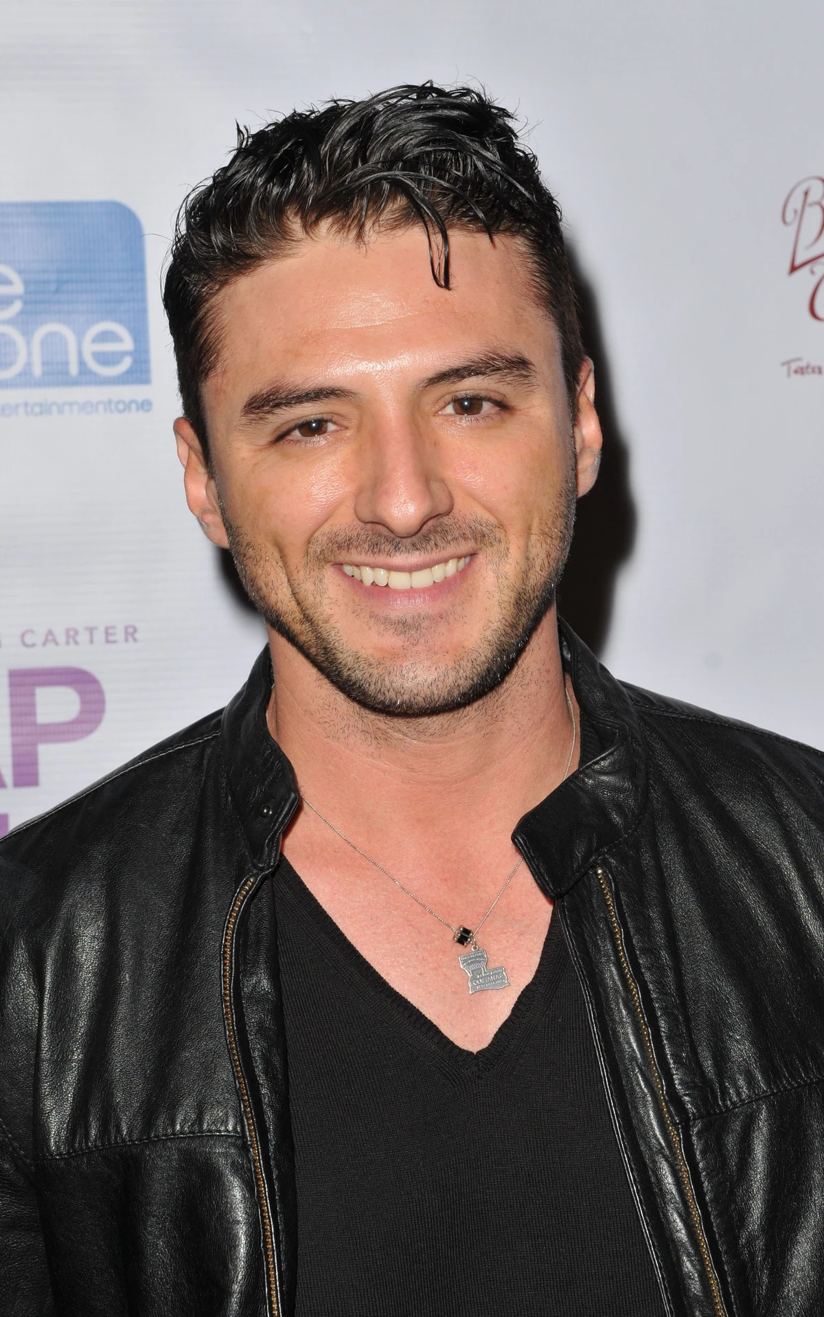 Nicolas Roye | Doblaje Wiki | Fandom