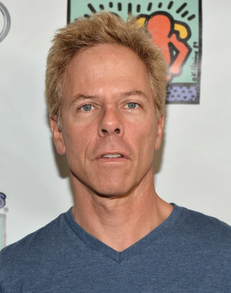 Greg Germann | Doblaje Wiki | Fandom