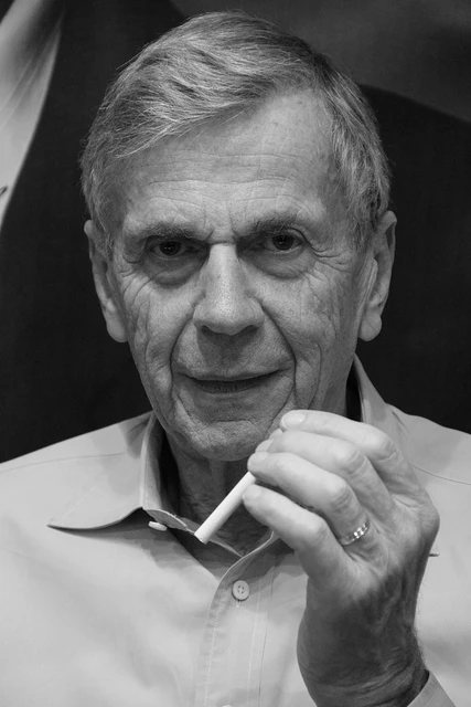 William B. Davis | Doblaje Wiki | Fandom