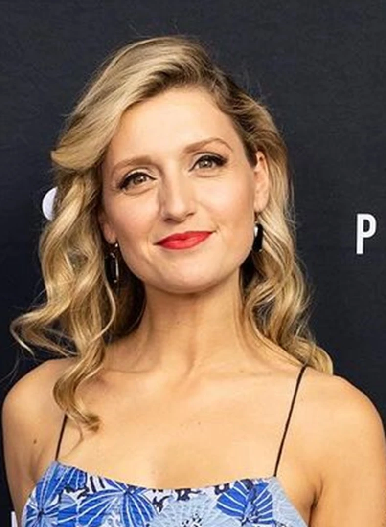 Hayley McCarthy | Doblaje Wiki | Fandom