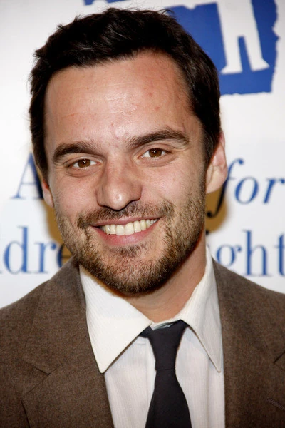 Jake Johnson | Doblaje Wiki | Fandom