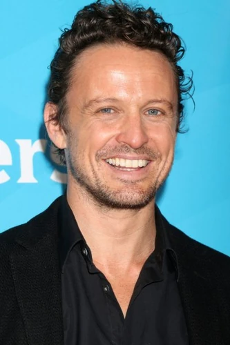 David Lyons | Doblaje Wiki | Fandom