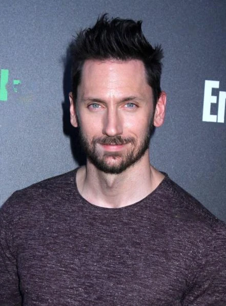 Derek Wilson | Doblaje Wiki | Fandom