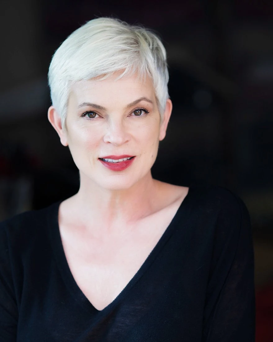 Elizabeth Gracen | Doblaje Wiki | Fandom