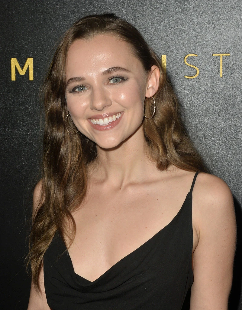 Madison Iseman | Doblaje Wiki | Fandom