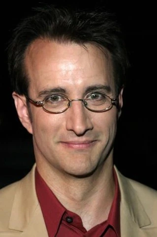 Bronson Pinchot | Doblaje Wiki | Fandom