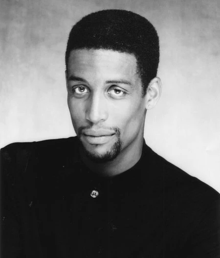 Kenneth Ransom | Doblaje Wiki | Fandom