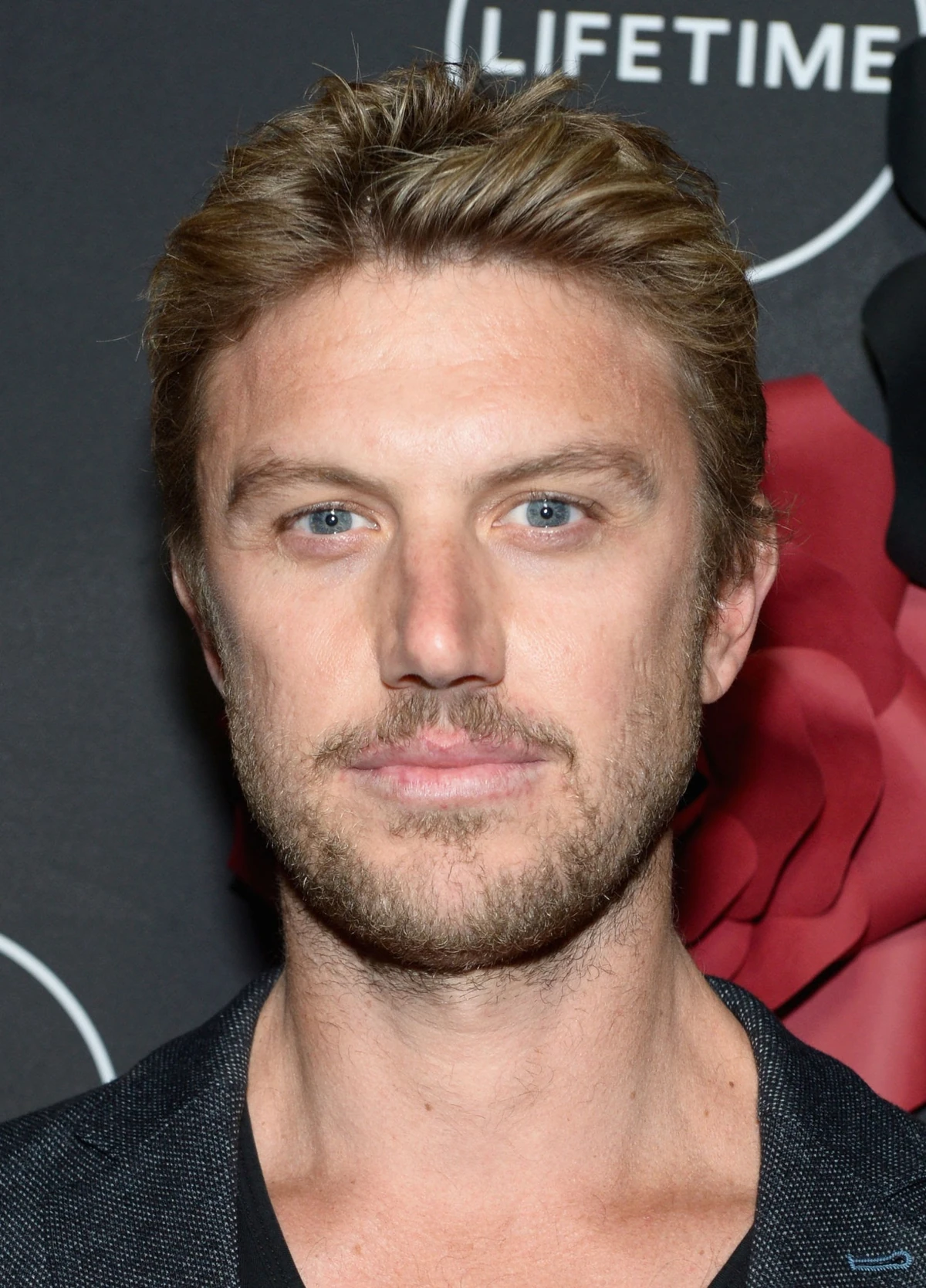 Adam Demos | Doblaje Wiki | Fandom