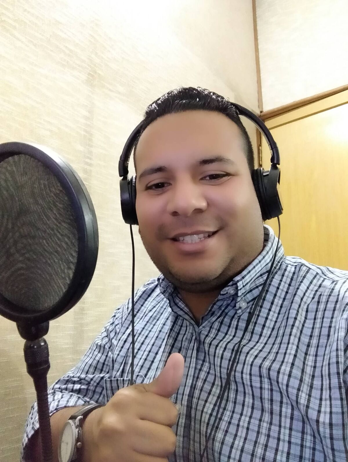 Adrián Hernández Doblaje Wiki Fandom