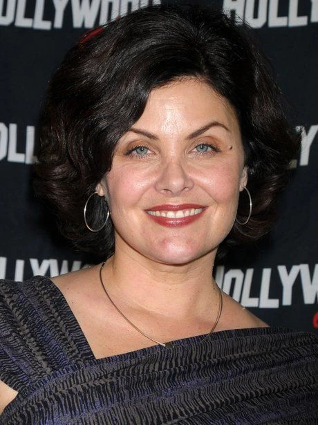 Sherilyn Fenn | Doblaje Wiki | Fandom