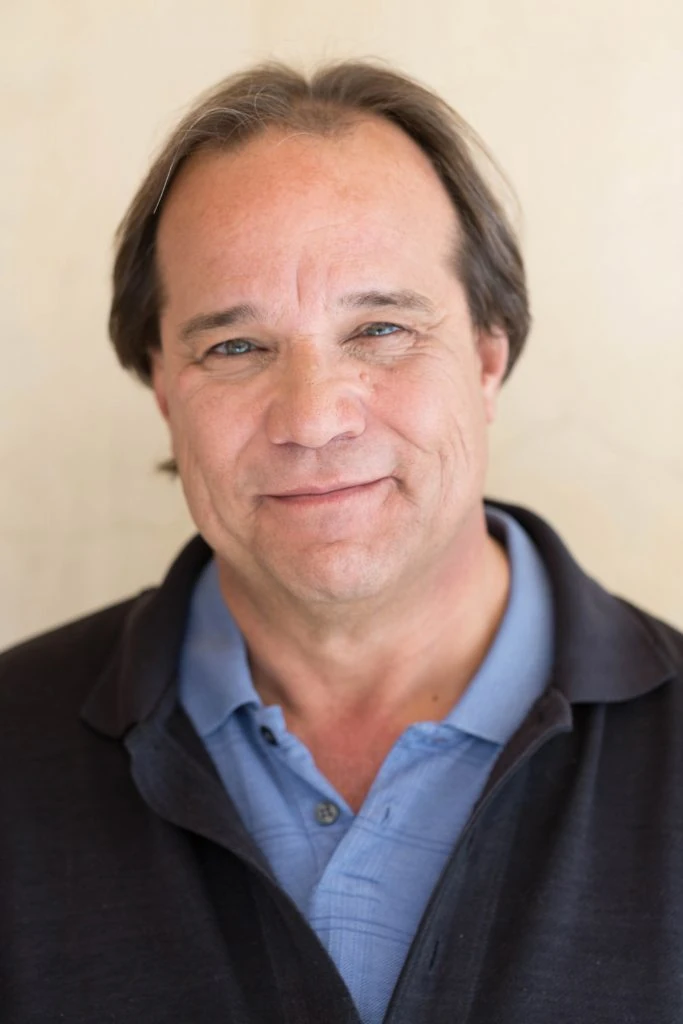 Tony Oliver | Doblaje Wiki | Fandom