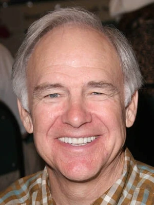 ROBERT PINE | Wiki Doblajes Animados | Fandom