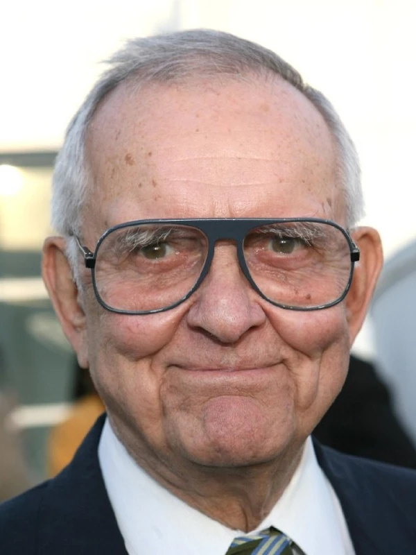 TOM HATTEN | Wiki Doblajes Animados | Fandom