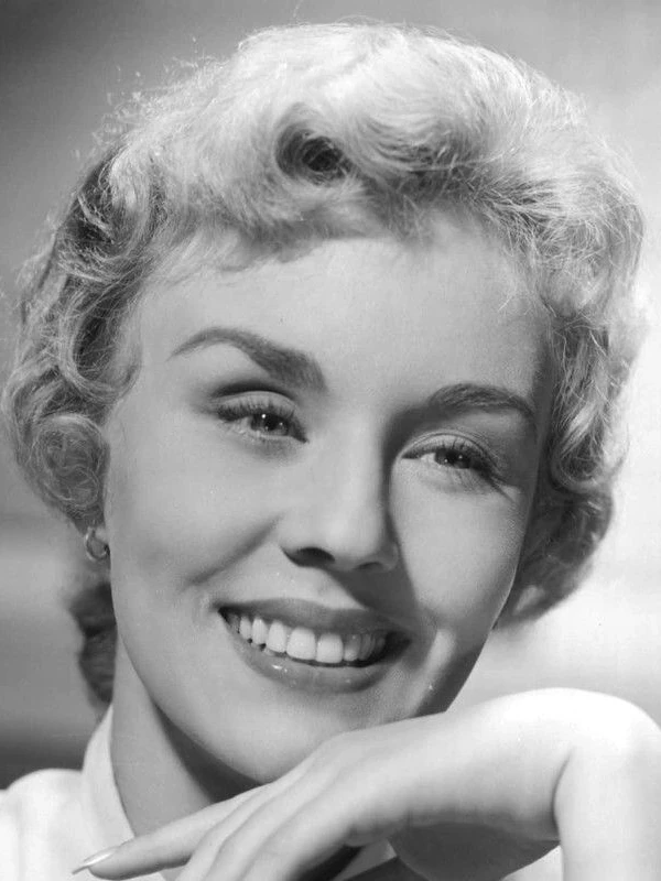 Lisa Daniels | Wiki Doblajes Animados | Fandom