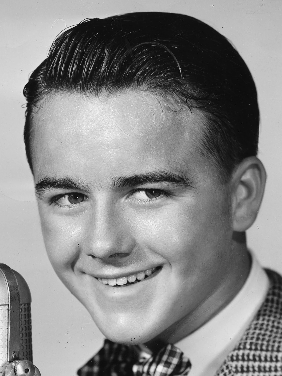 DICKIE JONES | Wiki Doblajes Animados | Fandom