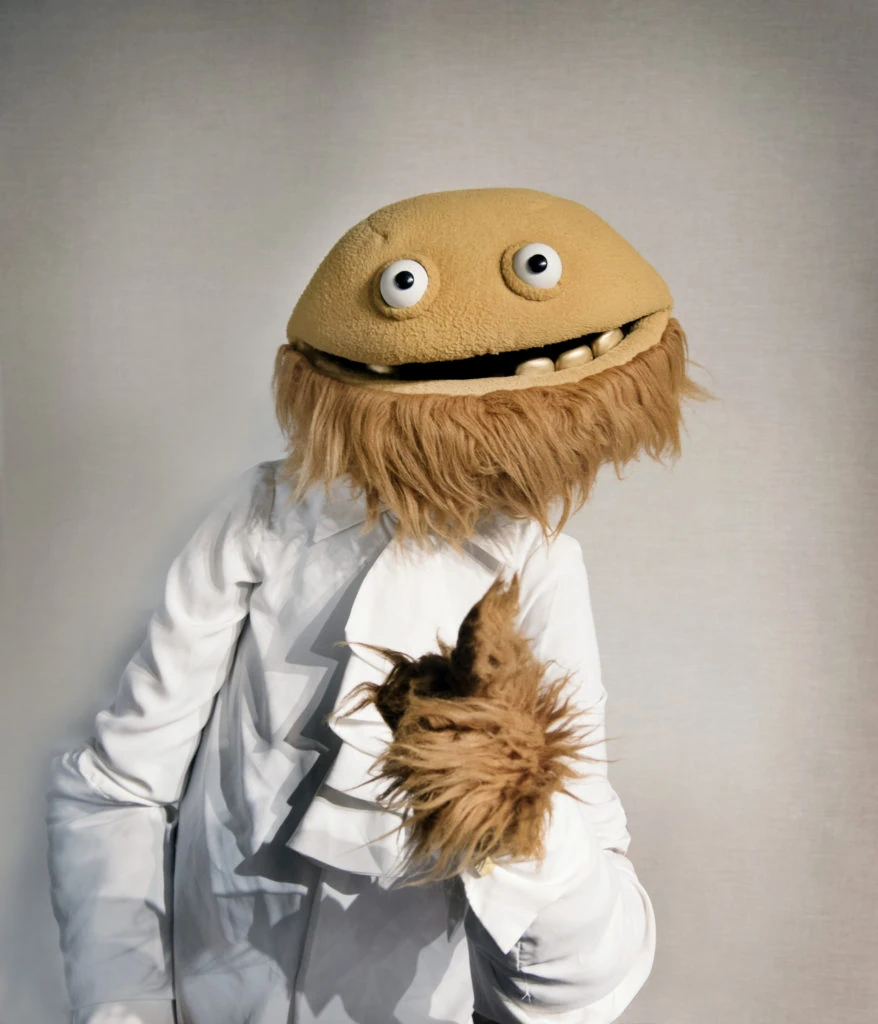 Allram Eest | Dockhumor Wikia | Fandom