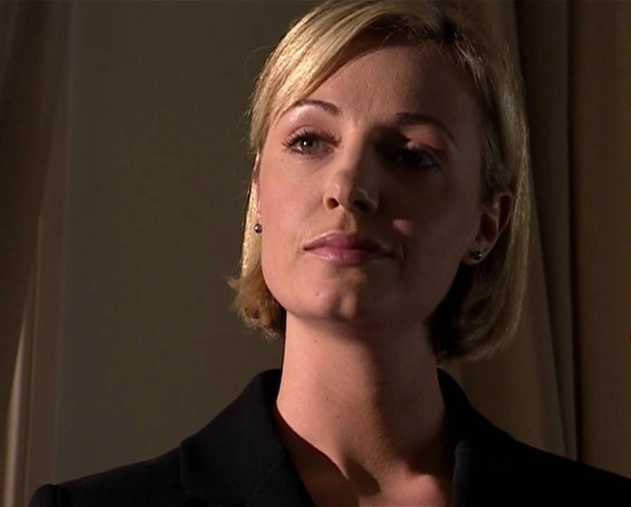 Miss Dexter | Doctor Donna Wiki | Fandom