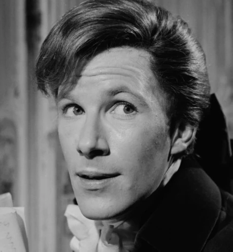 Николас Пеннелл | Вики Доктор Кто | Fandom