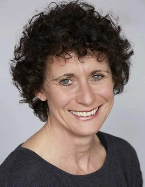 Элизабет Фост | Вики Доктор Кто | Fandom