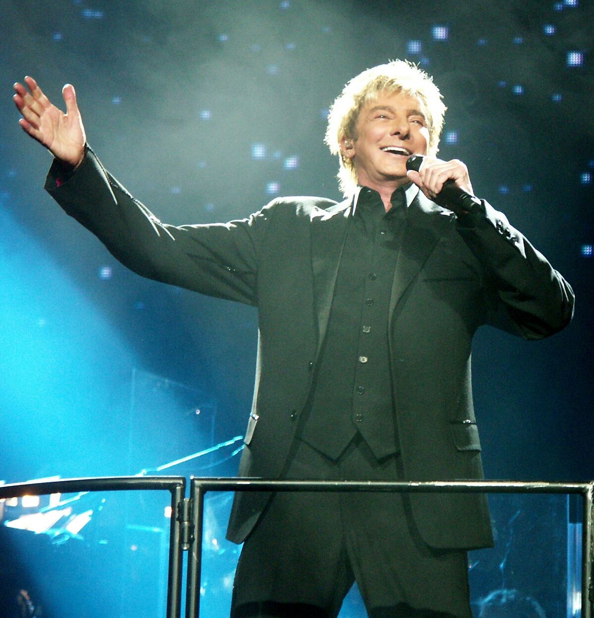 Barry Manilow | Don Bluth Animation Fanon Wiki | Fandom Barry Manilow | Don Bluth Animation Fanon Wiki | Fandom