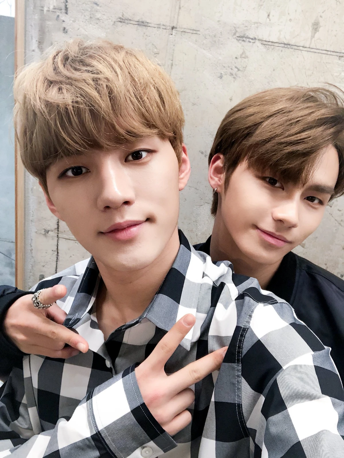 KyoungDae/Gallery | DKZ Wiki | Fandom