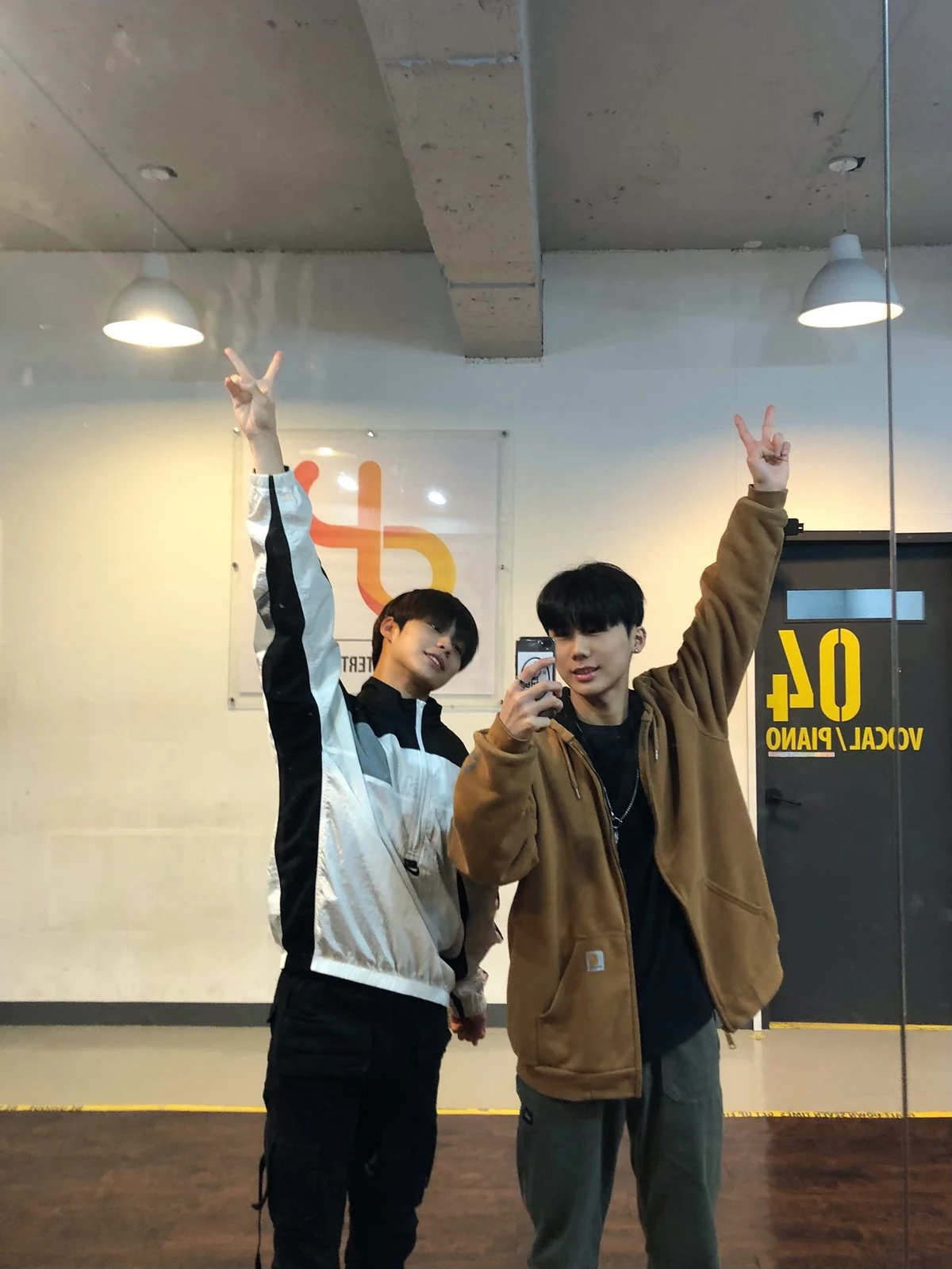 KyoungHyeong/Gallery | DKZ Wiki | Fandom