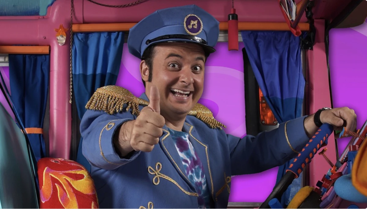 Bus Driver Bob | Doodlebops Wiki | Fandom