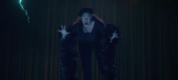 Isabel Feathers | Doom Patrol Wiki | Fandom