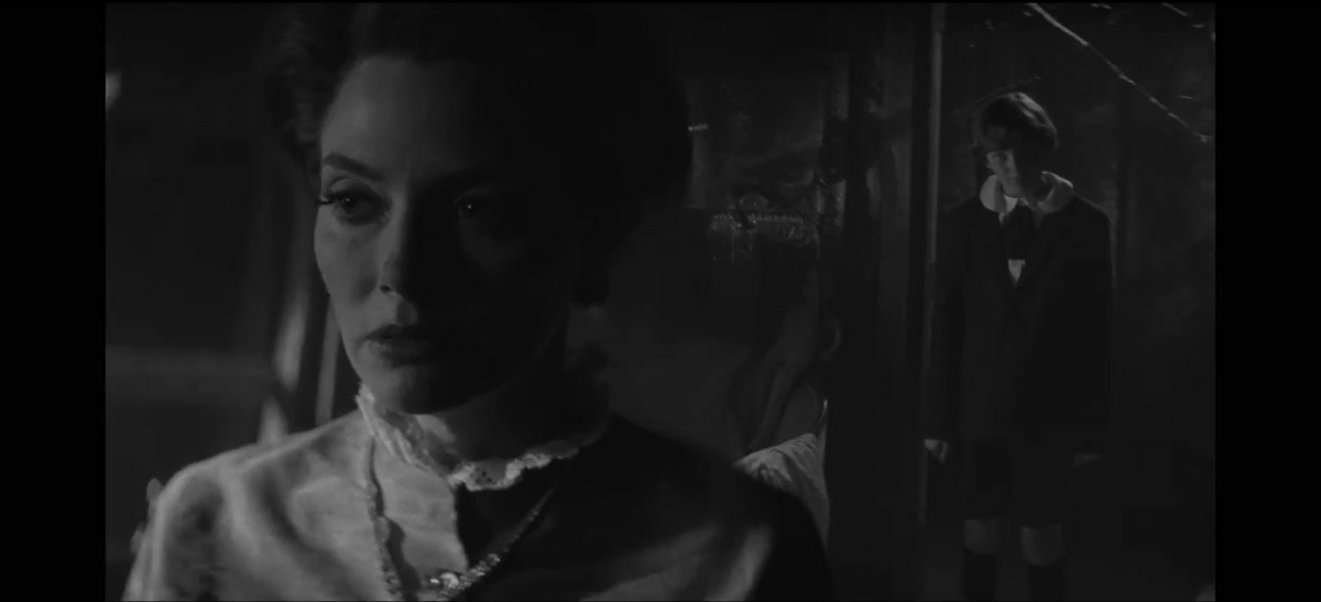 The Haunting Of White Manor Doom Patrol Wiki Fandom